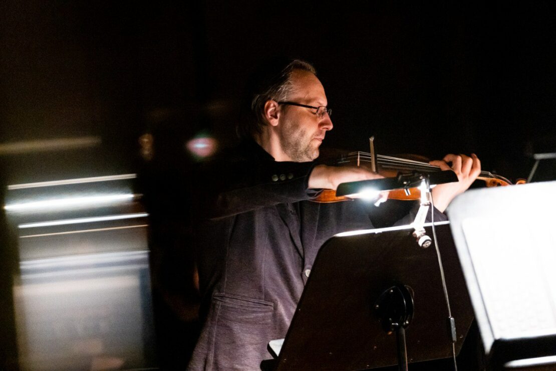 Vladislav Pesin’s Master Class on Modern Performance – musicAeterna