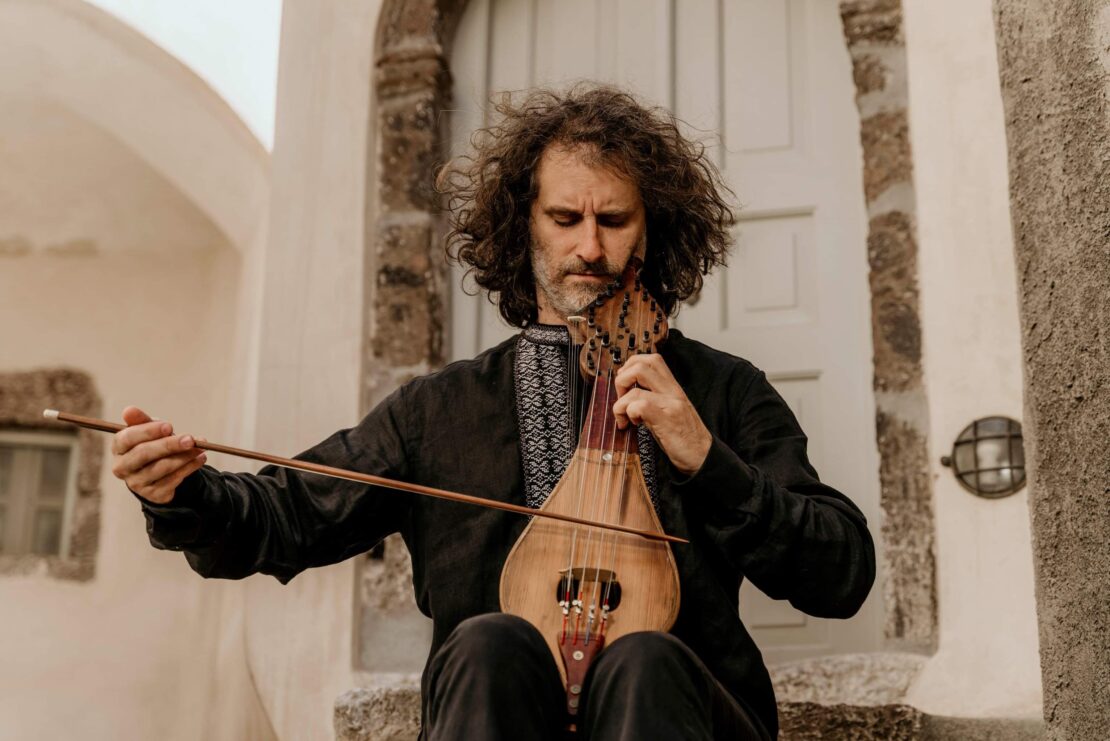 Yiorgos Kaloudis (Greece). LA RÊVEUSE: music of the Middle Ages and the ...